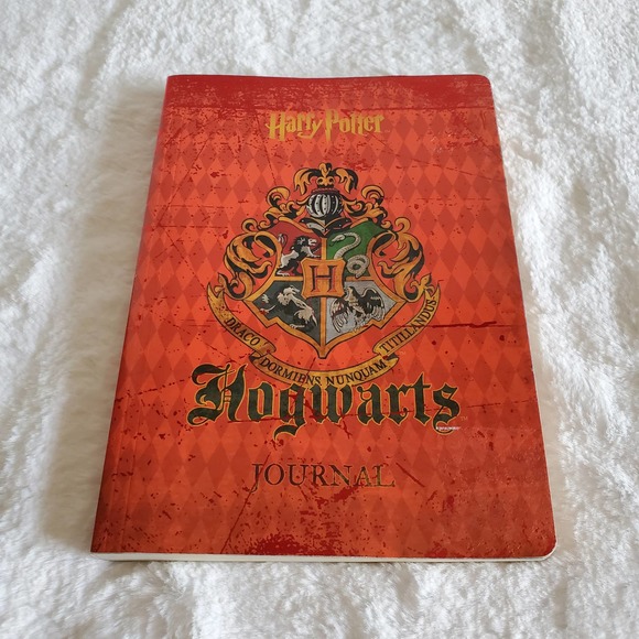 Wizarding World Of Harry Potter | Office | Harry Potter Hogwarts ...